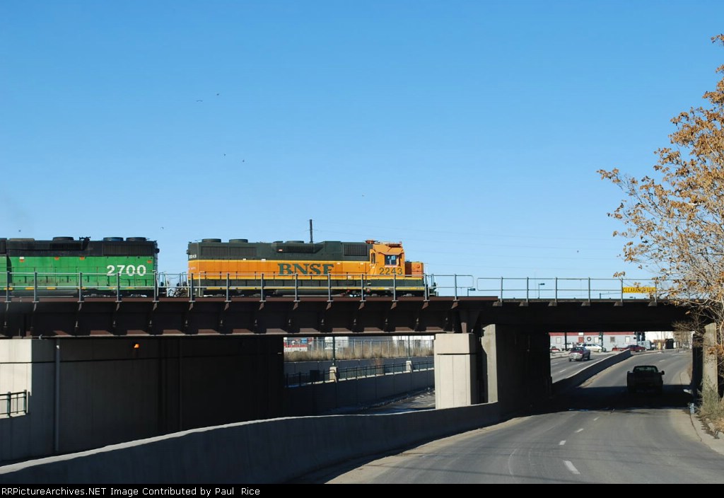 BNSF 2243 & 2700 Switching Cars